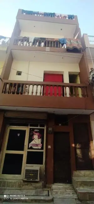 5 BHK Service Apartments for sale in Shivpuri, Gurgaon - Properties