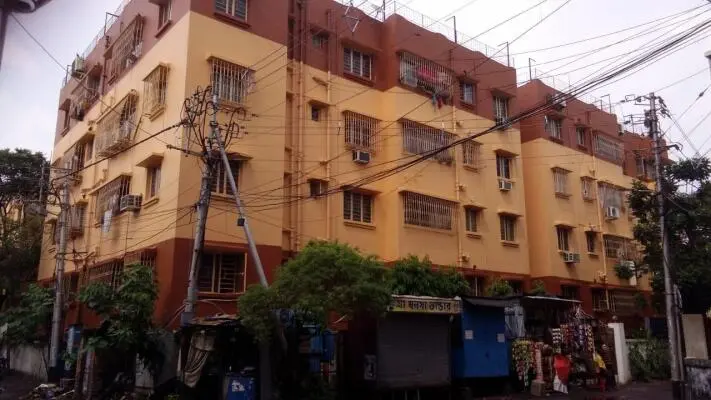 Apartments / Flats for rent in in Paschim Barisha, Kolkata between ...