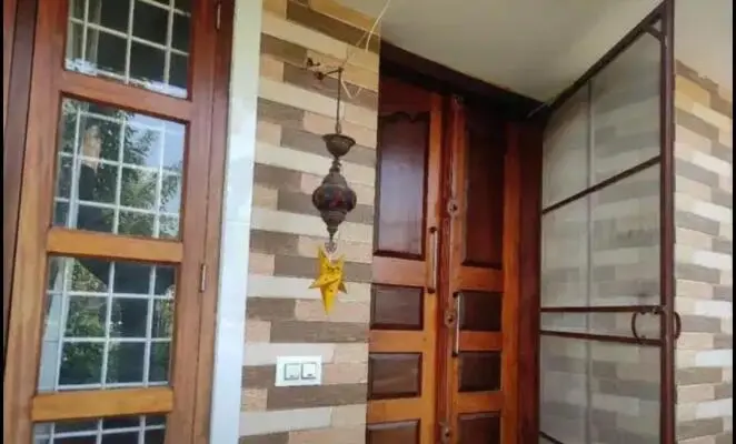 House for rent in in Ponekkara Kochi between 10000 to 15000.