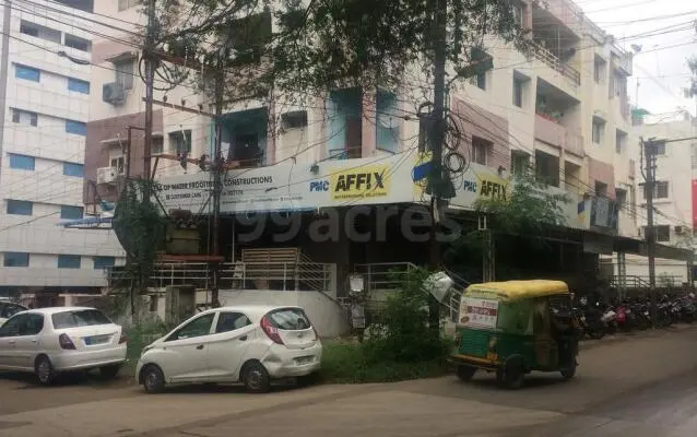 500 sq ft to 1000 sq ft - Shops in Vijay Nagar Indore