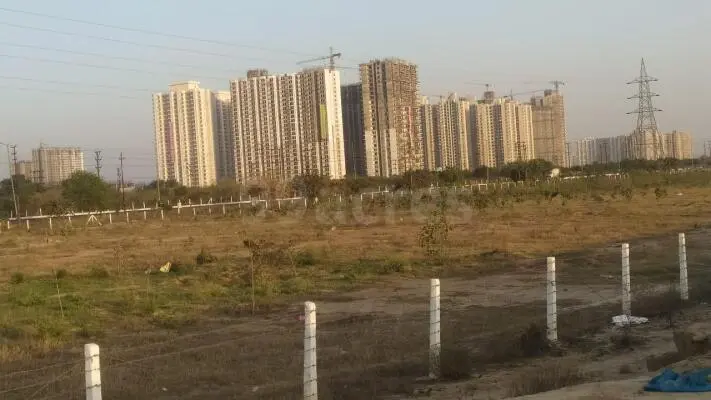 Plots in Patwari, Greater Noida - 14+ Residential Land / Plots in ...