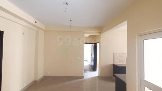 2 BHK Apartment / Flat for sale in Golf City Sector 75 Noida - 950 Sq ...