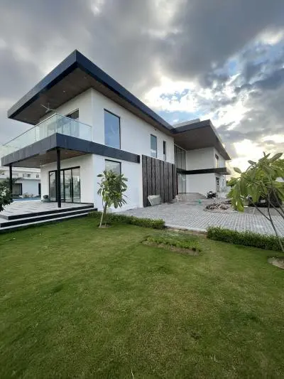 Farm House in Chhatarpur DLF Farms, Delhi - 25+ Farm House for sale in ...