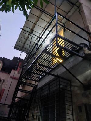 2500 sq ft to 3000 sq ft - Showrooms in Jambli Naka, Thane