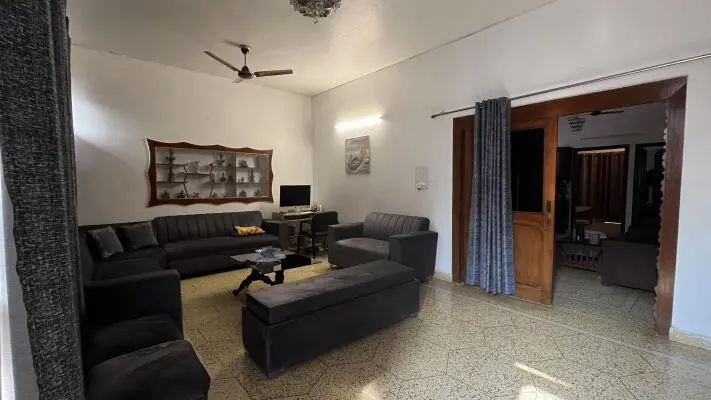 Property in Naraina Vihar, Delhi from 1.5 crores to 2 crores - 7 ...