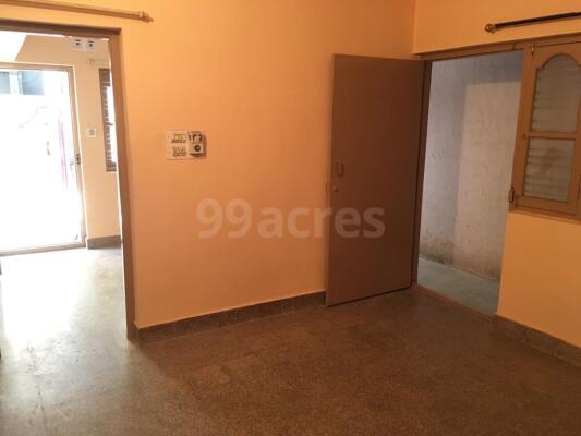 6 BHK House / Villa for sale in Chandra Reddy Layout Bangalore South ...