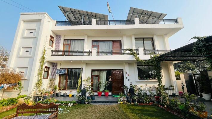 5 BHK Property in NH 8 Gurgaon - 45+ Flats, Houses in NH 8 Gurgaon