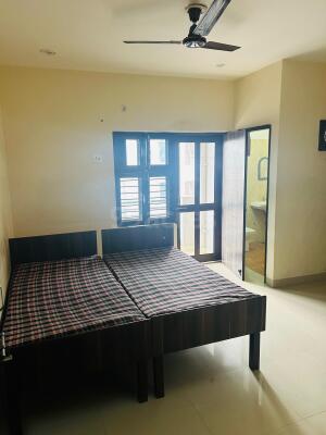 1 RK Flat Flats for rent in Carterpuri Village Gurgaon - 450 Sq. Ft ...