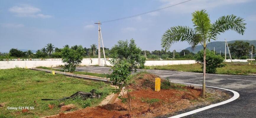 Residential land / Plot for sale in Atchutapuram Visakhapatnam - 200 Sq ...