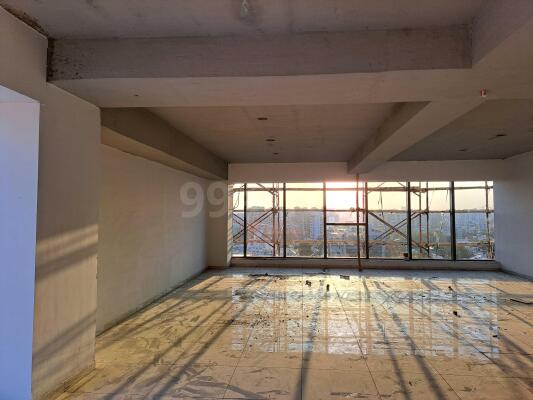 Bare shell Office Space for sale in Shyamal Ahmedabad West - 1000 Sq. Ft.
