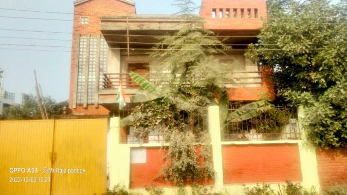 5 BHK House / Villa for sale in Sector 53 Gurgaon - 2250 Sq. Ft.