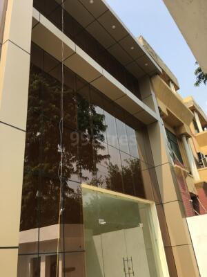 Factory for sale in Sector 63 Noida - 4839 Sq. Ft.