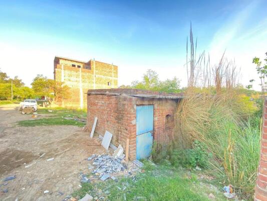 Residential land / Plot for sale in Dera Bassi Chandigarh - 125 Sq. Yard.
