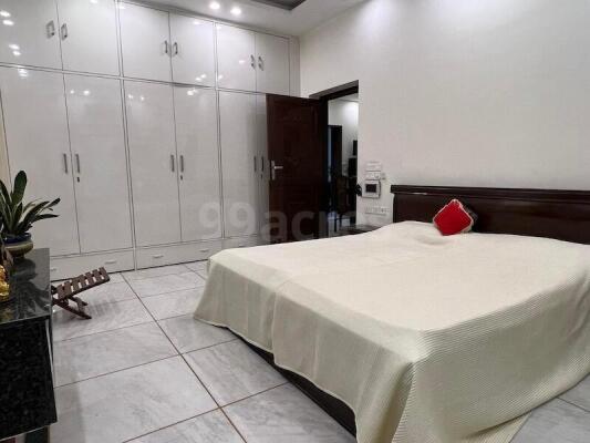 2 BHK / Bedroom Apartment / Flat for rent in Pocket B Sukhdev Vihar ...