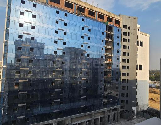 Ready to move Office Space for sale in RPS 12th Avenue Sector 27C ...