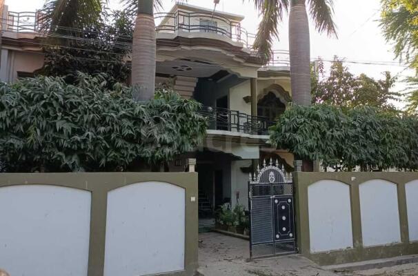 House for rent in in Mohibullapur Lucknow between 7000 to 8000.