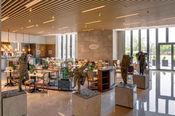 Ready to move Office Space in Max Towers Sector 16B Noida - 10100 Sq. Ft.