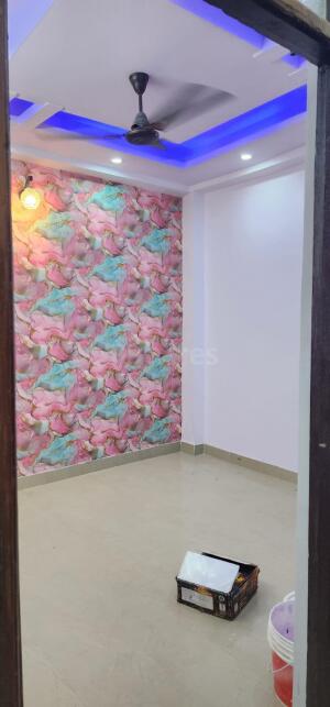 2 BHK Builder Floor in Gaur City 2 Ghaziabad - 2+ Double bedroom ...