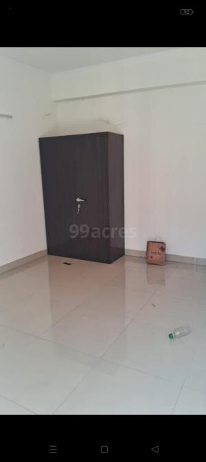 Golf City Resale - 45+ Flats for Resale in Golf City, Sector 75 Noida