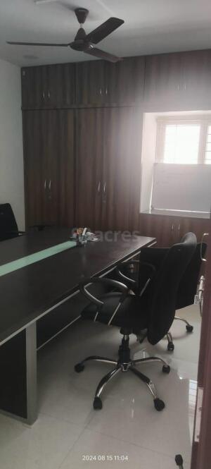 Ready to move Office Space in Matrusri Nagar Miyapur - 1500 Sq. Ft.