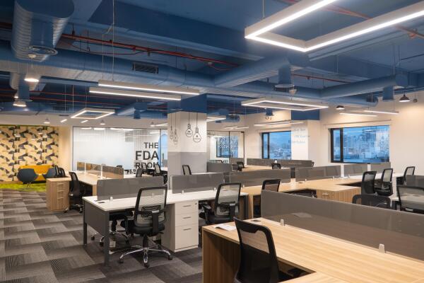 Ready to move Office Space in Magnum Towers sector 58 Gurgaon - 2000 Sq ...