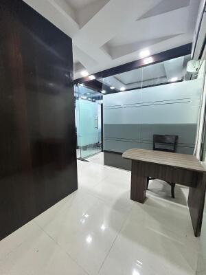 Ready to move Office Space in Kharghar Navi Mumbai - 1050 Sqft