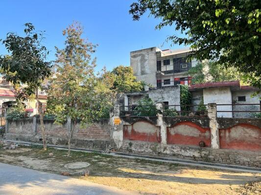 4 BHK House / Villa for sale in Alpha 1 RWA Alpha 1 Greater Noida - 645 ...