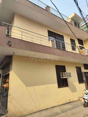 3 BHK House / Villa for sale in Jyoti Park Gurgaon - 450 Sq. Ft.