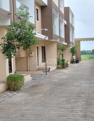 House in Sarkhej, Sarkhej Okaf, Ahmedabad from 1 crore to 2 crores ...