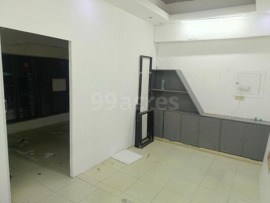 400 sq ft to 500 sq ft - Shops in Sector 35 Chandigarh