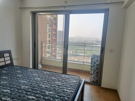 1 BHK / Bedroom Apartment / Flat for rent in Amanora Adreno Towers ...