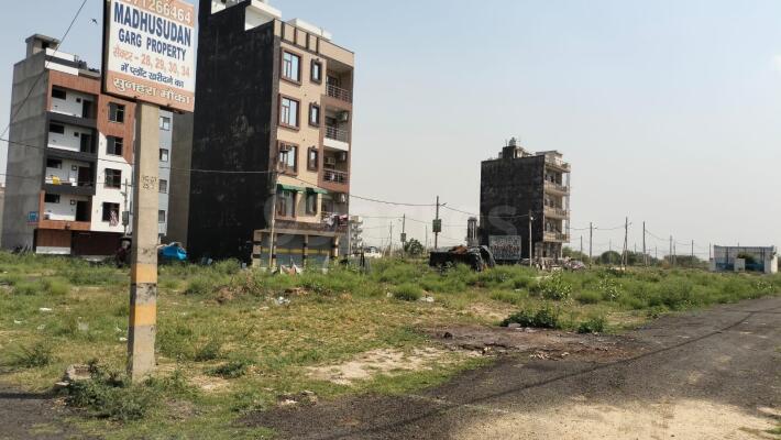 Residential land / Plot for sale in Sector 29 Rohini Delhi - 76 Sq. Yard.
