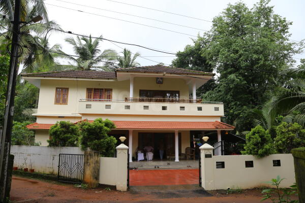 House in Nilambur Malappuram from 1 crore to 1.5 crores - 5+ House for ...