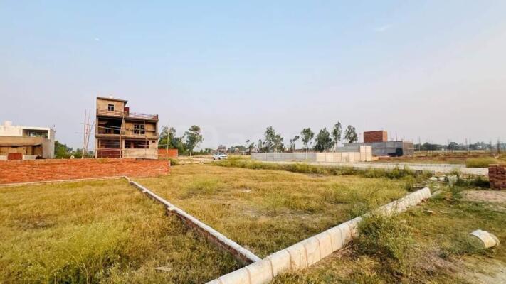 Gated Community Plots in Arjunganj Lucknow - 7+ Properties