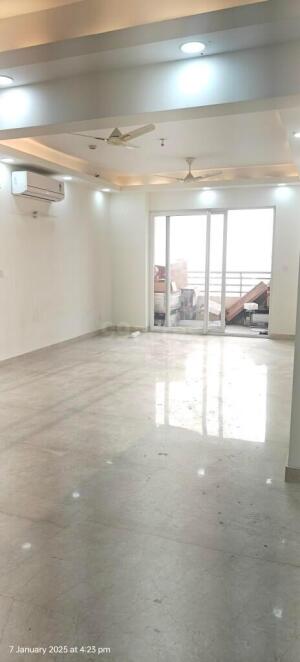 4 BHK / Bedroom Apartment / Flat for rent in Wave Amore Sector 32 Noida ...