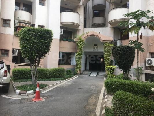 3 BHK Apartment / Flat for sale in Ambience Lagoon Ambience Island ...