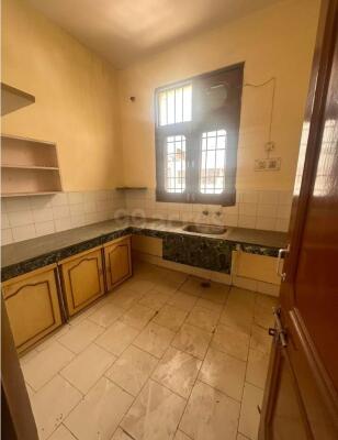 6 BHK House / Villa for sale in Phase 10 Mohali - 2273 Sq. Ft.