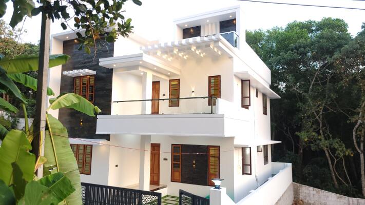 House for sale in Trivandrum - 804+ House in Trivandrum