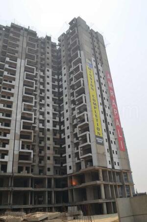3 BHK Apartment / Flat for sale in Amrapali Dream Valley High Rise ...
