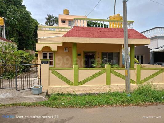 Resale House in Karnataka Housing Board Layout Chikamagalur - 1+ Properties