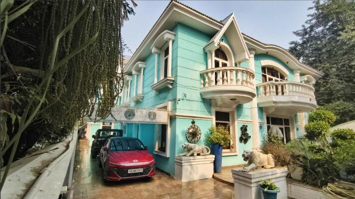 House in Gurgaon from 50 crores to 80 crores - 4+ House for Sale in ...