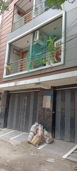 Mohan Garden Block J and K Resale - 4+ Flats for Resale in Mohan Garden ...