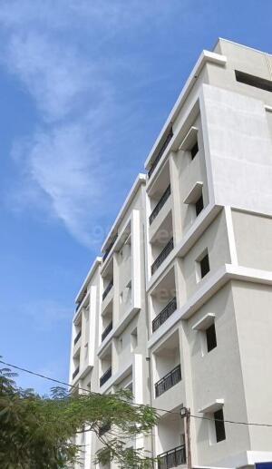 3 BHK Apartment / Flat for sale in Pragathi Nagar Hyderabad - 1610 Sq ...