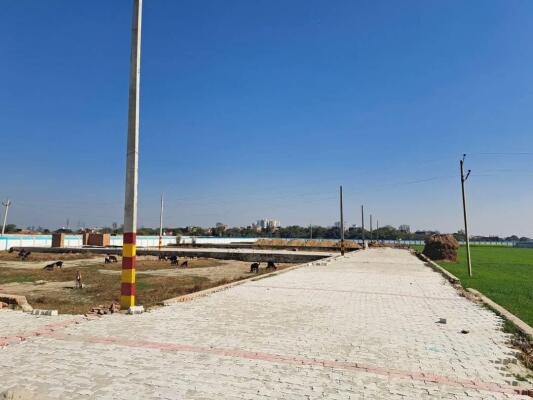 Residential land / Plot for sale in Amar Shaheed Path Lucknow - 111 Sq ...