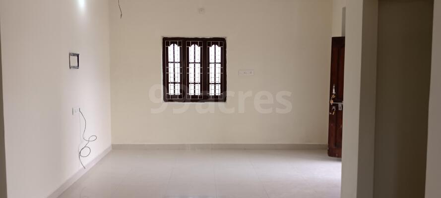 2 BHK House / Villa for sale in Hayath Datta Sai Apartments Himayat Nagar Hyderabad - 1500 Sq. Ft.