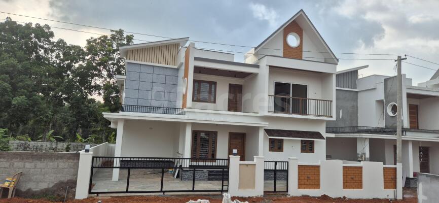 4 BHK House / Villa for sale in Edachira Kochi - 2600 Sq. Ft.