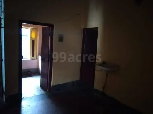 Single rooms for rent in in Dankuni, Hooghly between 4000 to 5000.