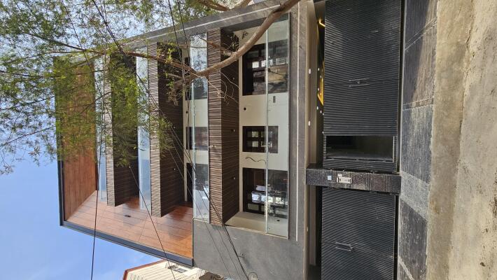 3 BHK Builder Floor in Sector 8 Dwarka, Delhi - 86+ Triple bedroom ...