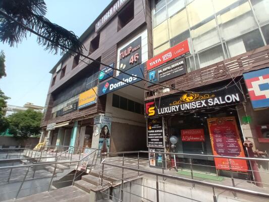 Shop for sale in B Block Sector-46 Noida - 424 Sq. Ft.