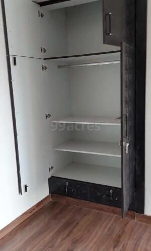 3 BHK Apartment / Flat for sale in JM Orchid Sector 76 Noida - 1472 Sq ...